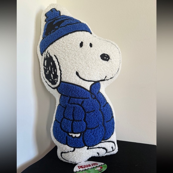 Peanuts | Holiday | Rare Find Peanuts Snoopy Sherpa Pillow Blue Puffer ...